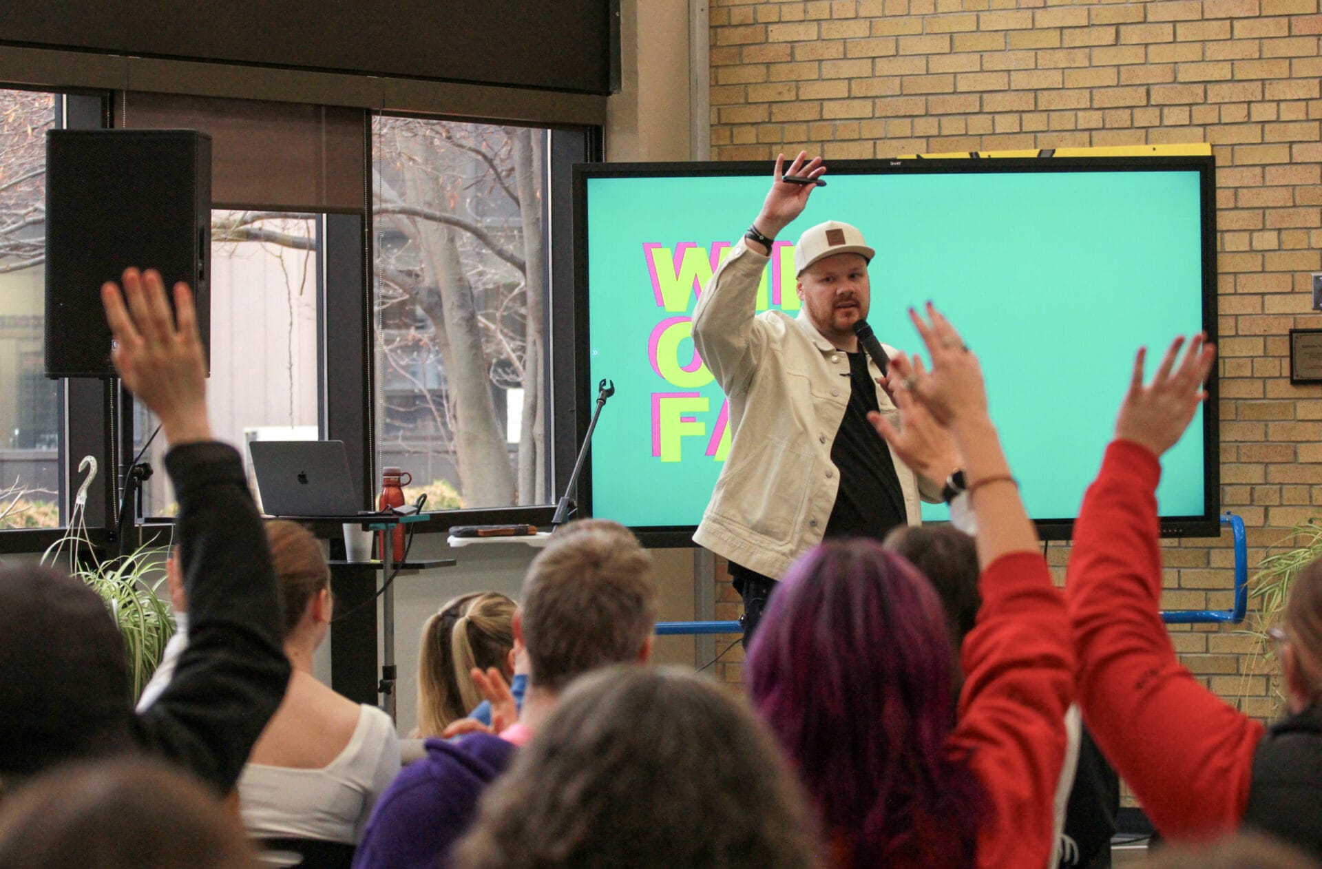 Johnny Henderson: Inspiring Keynote Speaker